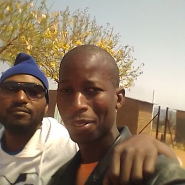 Rellos by Jones Madie | BandLab