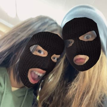 A post by 🩵 Super Emma 🩵 | BandLab