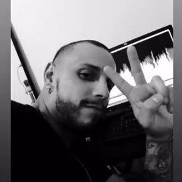 Qian Lou (@56millas___) • BandLab - Make Music Online